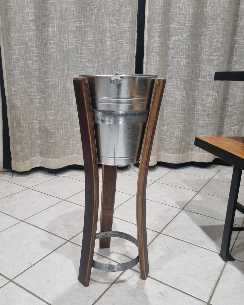 Ice Bucket Made From Recycled Wine Barrel – Sea Breeze Sculptures